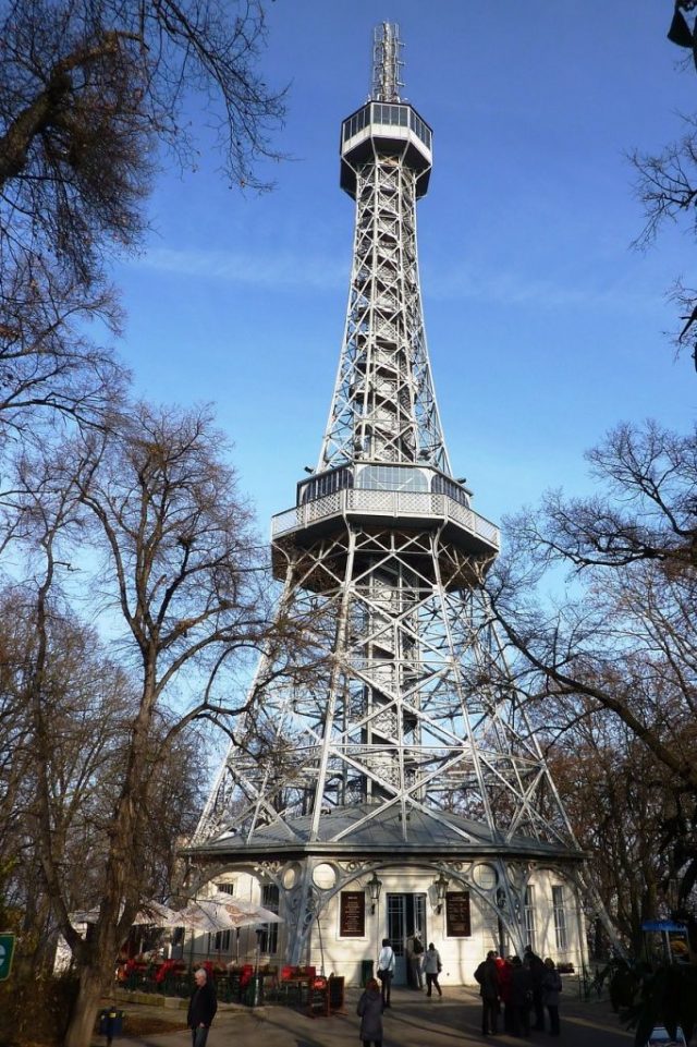 petrin-toren-praag - Ecotoerisme Europa