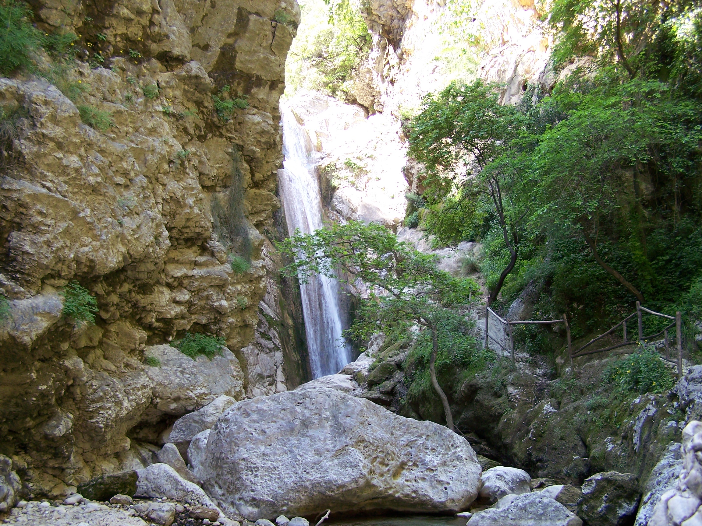 Dimosari watervallen Lefkas